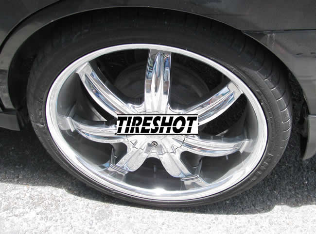 Accelera PHI 225/40R18 92Y XL Ultra High Performance - TireShot