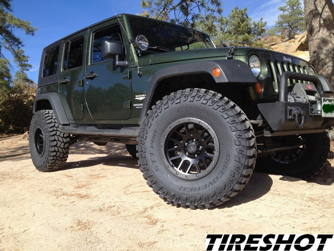 Cooper Discoverer STT PRO LT295/55R20 123/120Q - TireShot