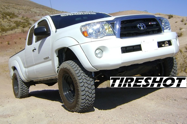 Hankook Dynapro MT RT03 235/75R15 104/101Q - TireShot