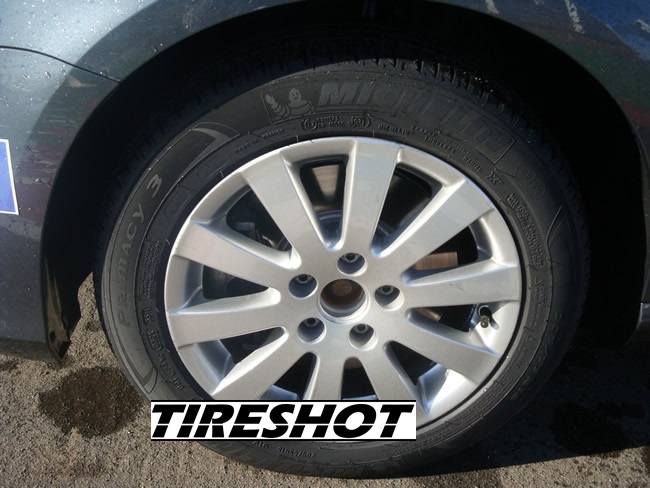 Michelin Primacy 3 245/45R18 100W XL Ultra High Performance - TireShot
