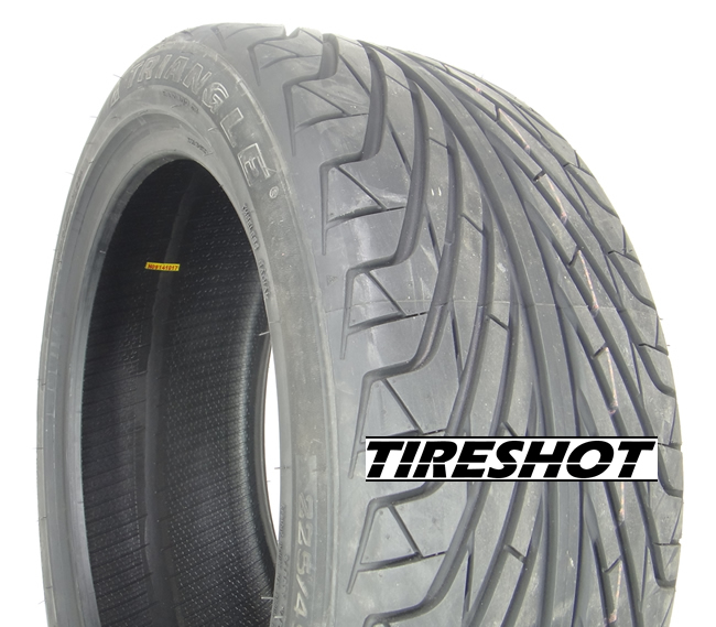 Triangle TR968 205/40R17 84V XL Ultra High Performance - TireShot