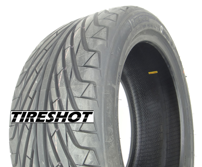 Triangle TR968 205/40R17 84V XL Ultra High Performance - TireShot