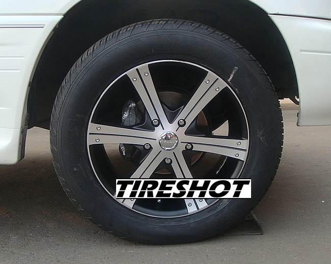 Yokohama Parada Spec-X 295/30R23 104V - TireShot